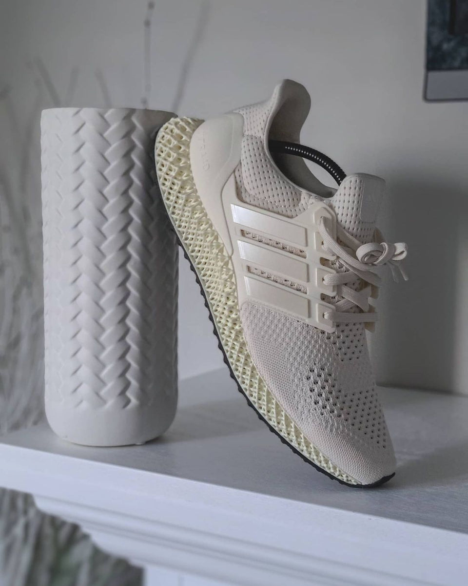 The Top 5 Benefits of Using Premium Shoe Trees for Sneaker Maintenance ...